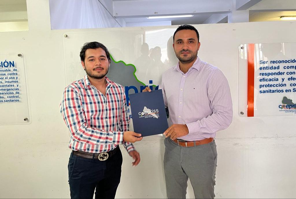 El titular de COEPRISS, Ing Randy G. Ross Álvarez, designó al Ing Óscar ...